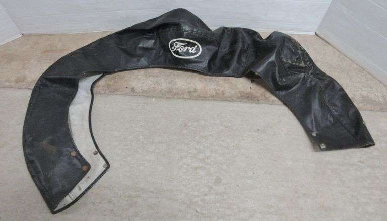 Ford Model A Spare Tire Cover - Albrecht Auction Service