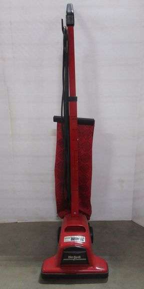 Royal Dirt Devil Broom Vacuum - Albrecht Auction Service