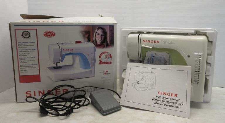 Singer Simplicity Sewing Machine, Model 3116 - Albrecht Auction Service
