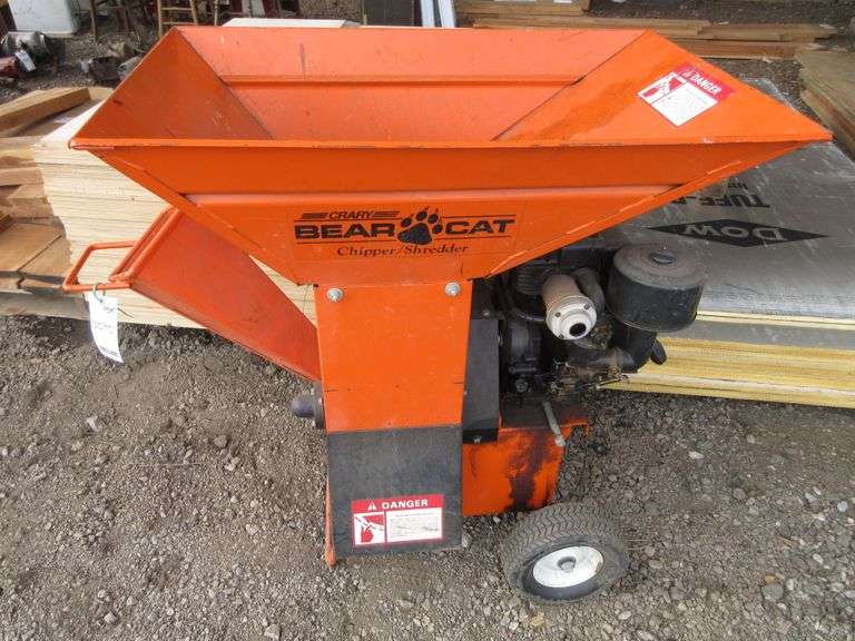 Bear Cat Chipper/Shredder, Model 80 - Albrecht Auction Service