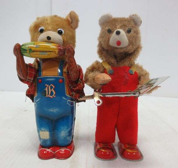 (2) Old Tin Lithograph Wind-Up Bears, Made in Japan - Albrecht Auction ...