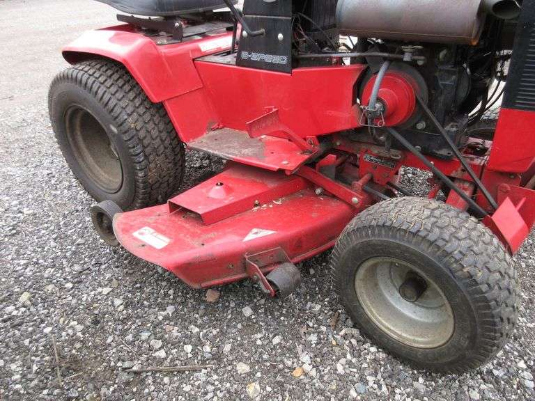 Wheel Horse Riding Mower - Albrecht Auction Service
