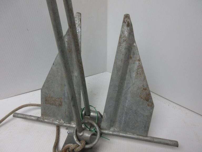 Grab Anchor and Rope - Albrecht Auction Service