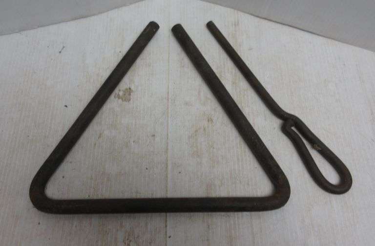Antique Heavy Cast Iron Dinner Bell Triangle with Ringer, Approx. 20 ...