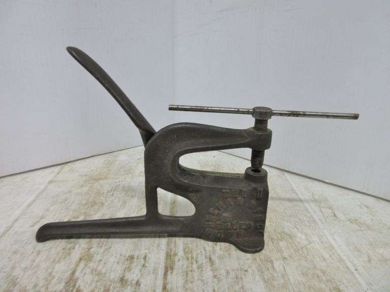 Antique Cast Iron Tom Thumb Riveting Machine, Made by The Sheehan MFG ...