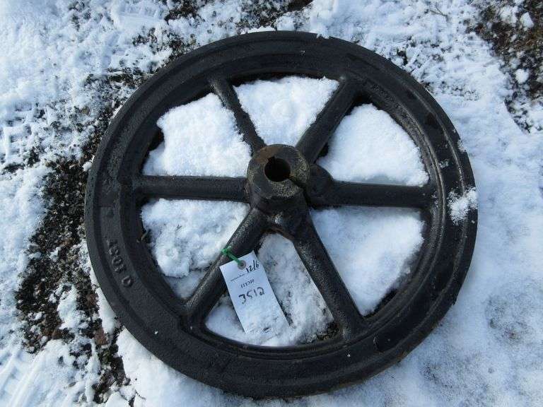1908 International Harvester Vertical Engine Flywheel, Very Heavy, Cast ...