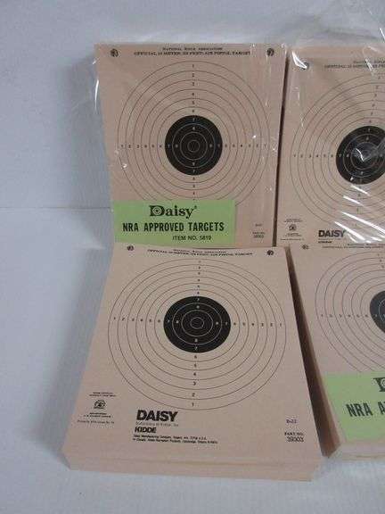 (6) Daisy Targets - Albrecht Auction Service