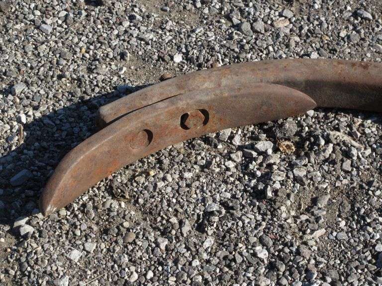 John Deere Chisel Plow Tooth - Albrecht Auction Service