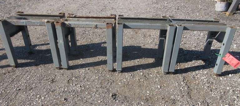 (4) Interlocking Benches - Albrecht Auction Service