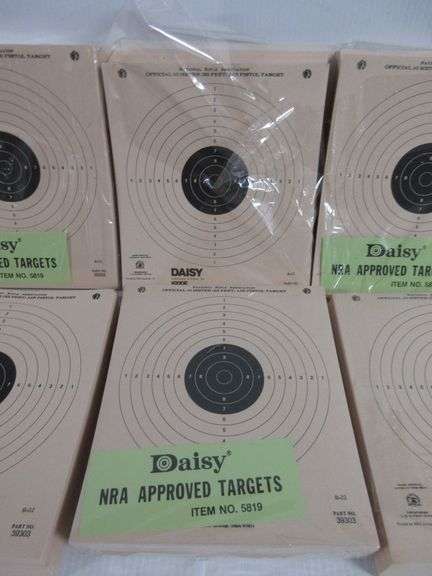 (6) Daisy Targets - Albrecht Auction Service