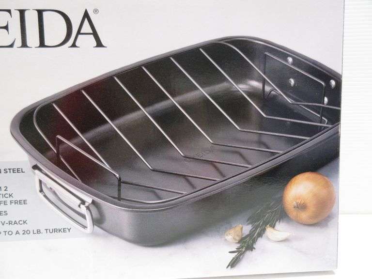 Heavy Duty Carbon Steel Non-Stick Oneida Roaster with Fold Down Handles ...