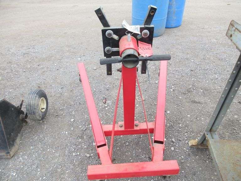 Heavy Duty 1-Ton Engine Stand - Albrecht Auction Service