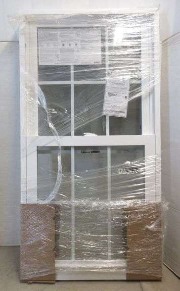 Simonton Double Hung Window with Screen - Albrecht Auction Service