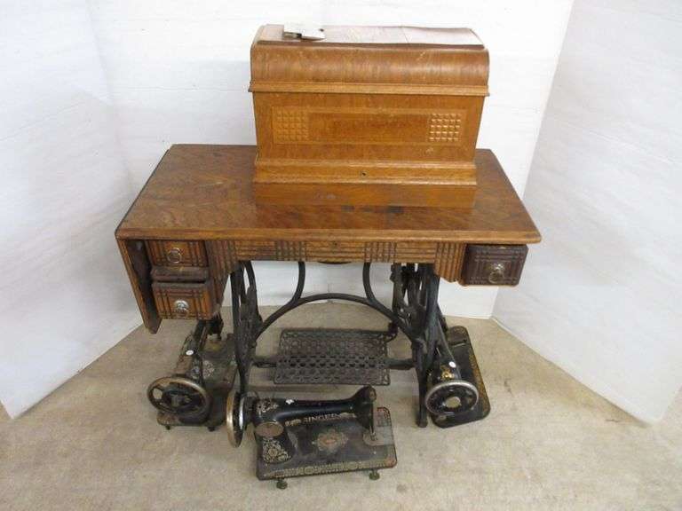 Antique Oak Treadle Sewing Machine with Extra Sewing Machines ...