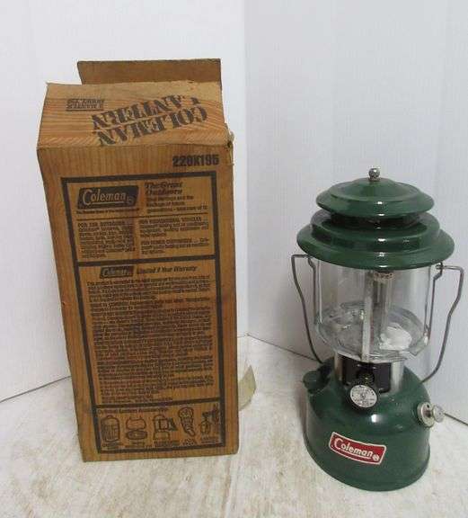 1967 Coleman Lantern, Model 220 with Box - Albrecht Auction Service