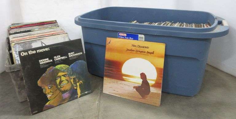 Over (100) Old Vinyl Records 1940s through 1970s - Albrecht Auction Service