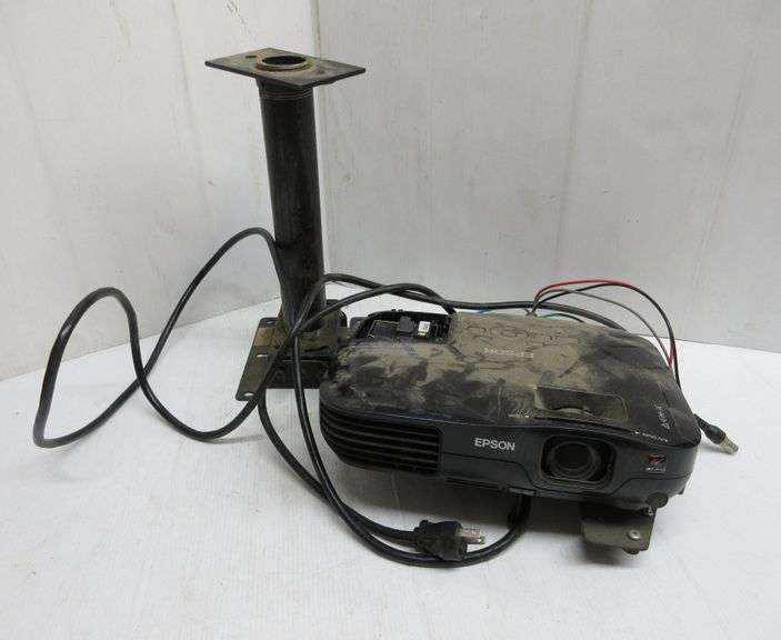 Big Screen Projector - Albrecht Auction Service