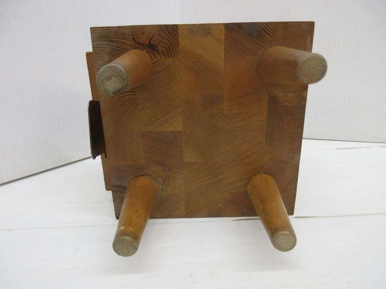 Old Miniature Butcher Block with Butcher Knife - Albrecht Auction Service