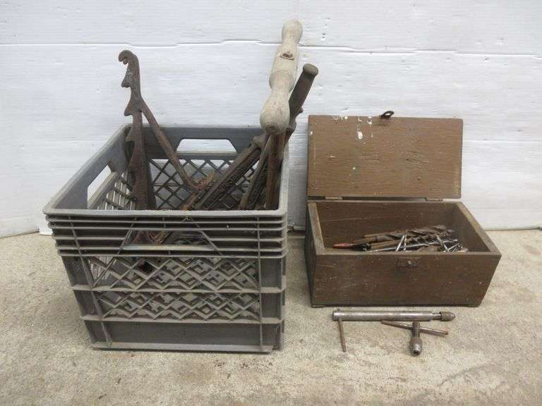 Crate with Nail Pullers, Drills, and More - Albrecht Auction Service