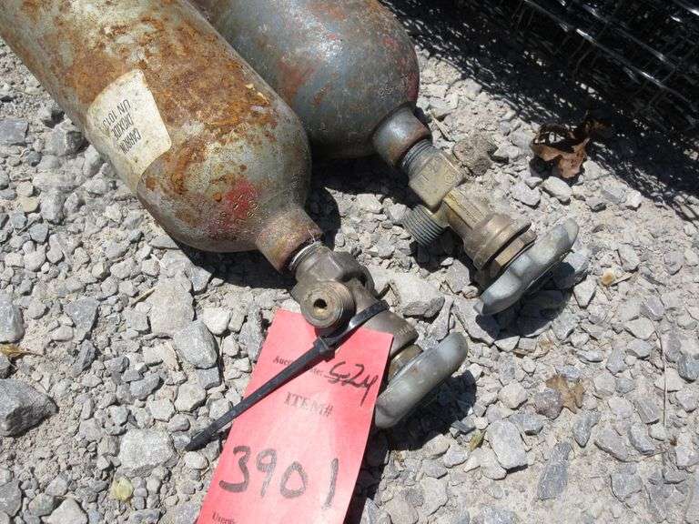 (2) Small Acetylene Tanks - Albrecht Auction Service