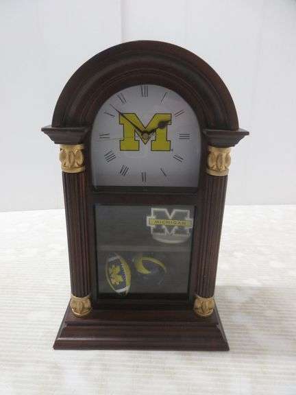 Danbury Mint University of Michigan Wolverines Lighted Mantel Clock ...