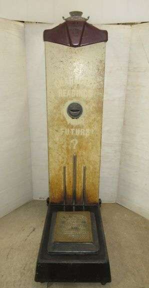 Penny Coin-Op Scale and Fortune - Albrecht Auction Service