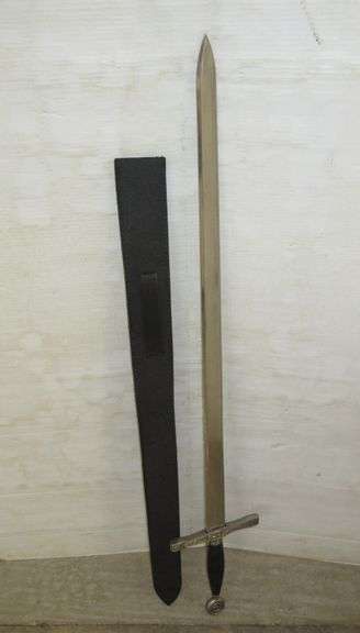 Medieval Broadsword with Leather Scabbard, Modern Manufacture ...