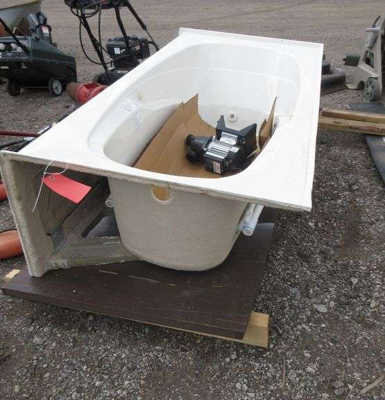 Jason Jacuzzi Tub, Floor Model - Albrecht Auction Service