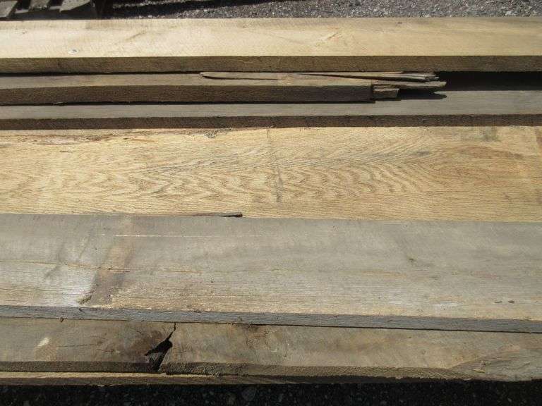 (28) Rough Sawn Oak Wood Lumber - Albrecht Auction Service