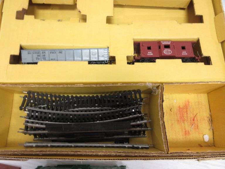 Old Marx HO Train and Track Collectors Set in Original Packaging ...