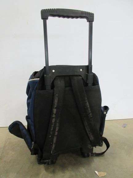Pull Along Backpack - Albrecht Auction Service