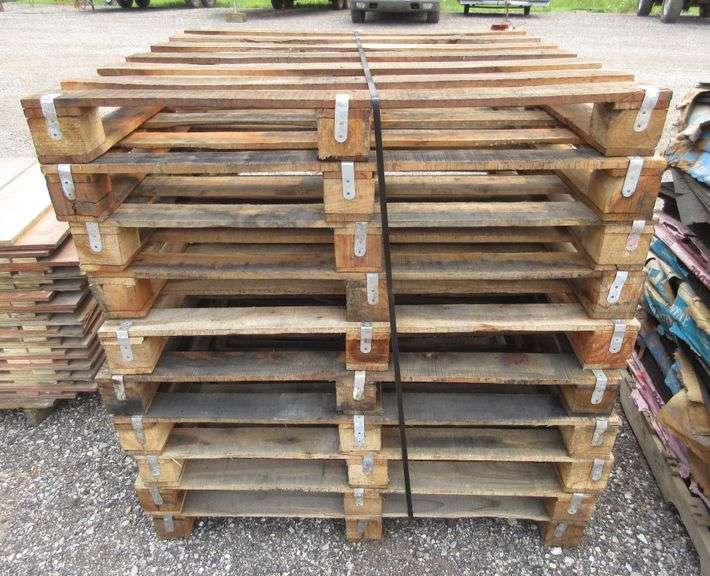 (10) Heavy Duty Wooden Skids - Albrecht Auction Service