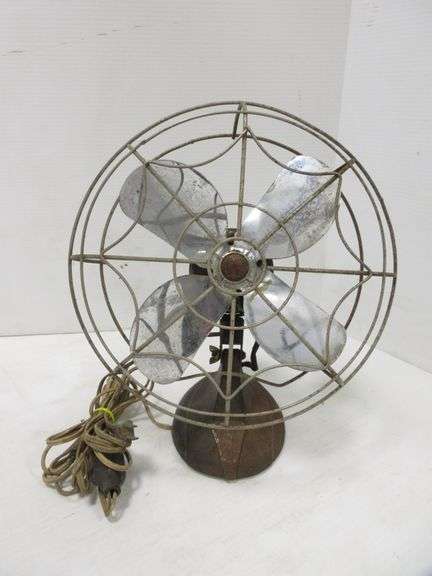Eskimo Fan with Aluminum Blade and Cast Iron Base, Spider Web Design ...