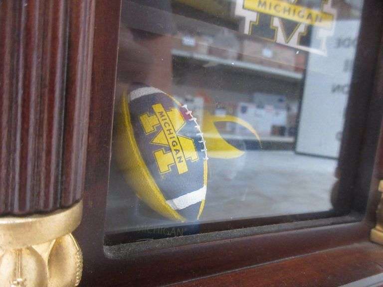 Danbury Mint University of Michigan Wolverines Lighted Mantel Clock ...