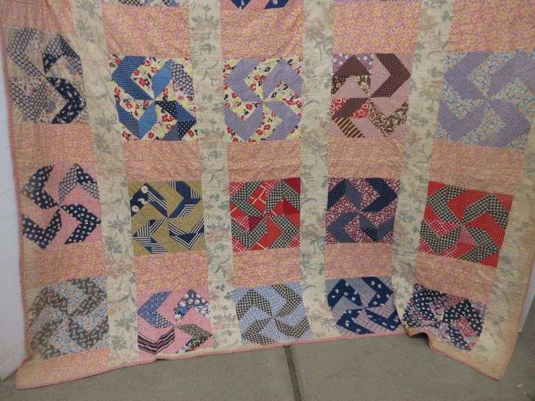 Antique Quilt, Pre WW2 Swastika/Pinwheel Pattern - Albrecht Auction Service