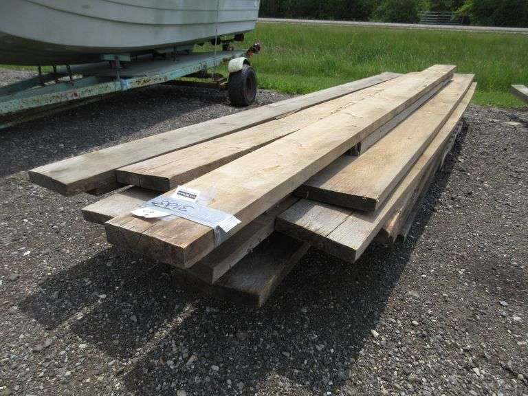(28) Rough Sawn Oak Wood Lumber - Albrecht Auction Service