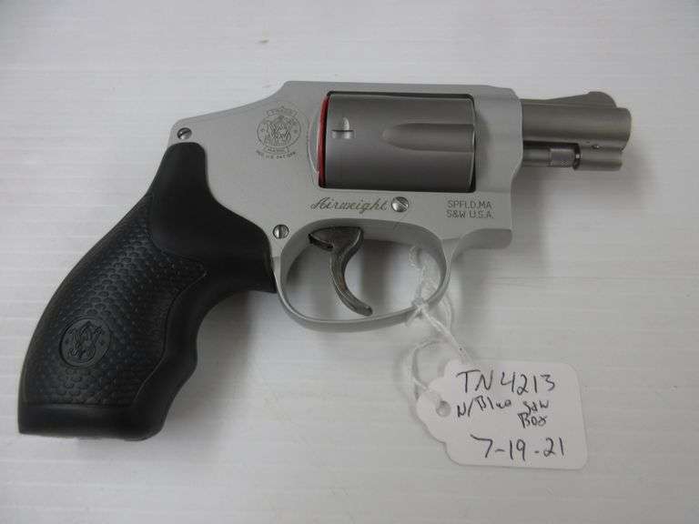 Smith & Wesson J-Frame M642 Airweight .38 Special Revolver, Pocket ...