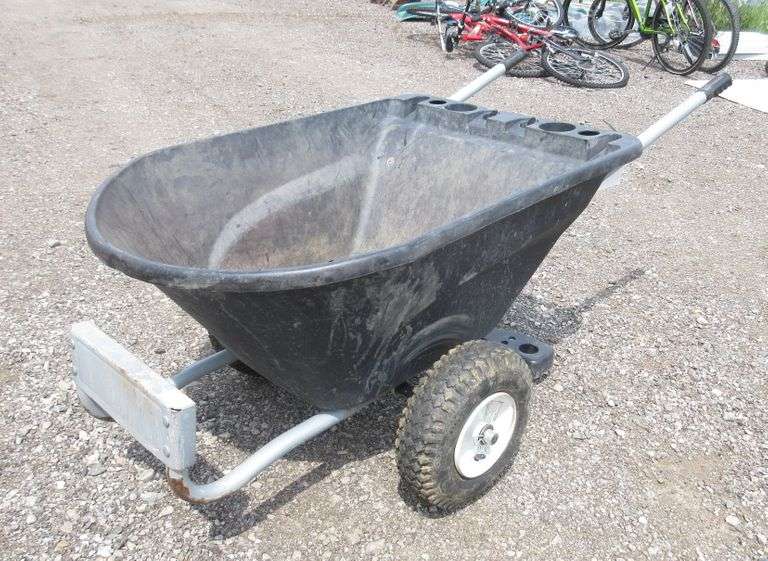 Large Plastic Wheelbarrow - Albrecht Auction Service