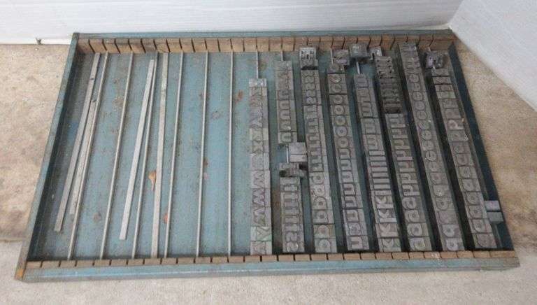 Antique Type Set with Tray, Assorted Sizes - Albrecht Auction Service