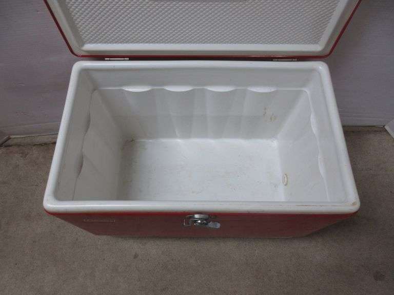 Old Red Coleman Cooler - Albrecht Auction Service