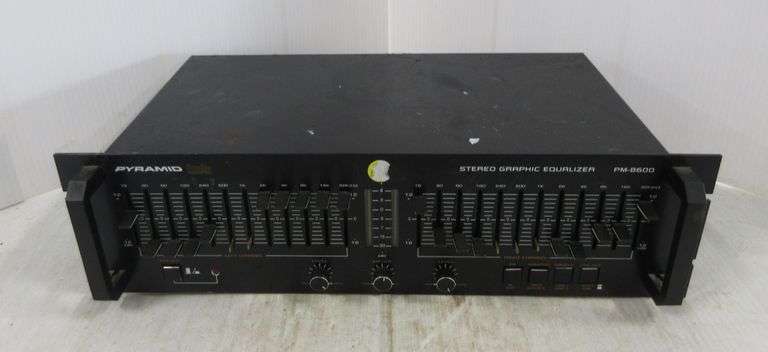 Pyramid Studio Pro PM-8600 Stereo Graphic Equalizer, Multi-Channel ...