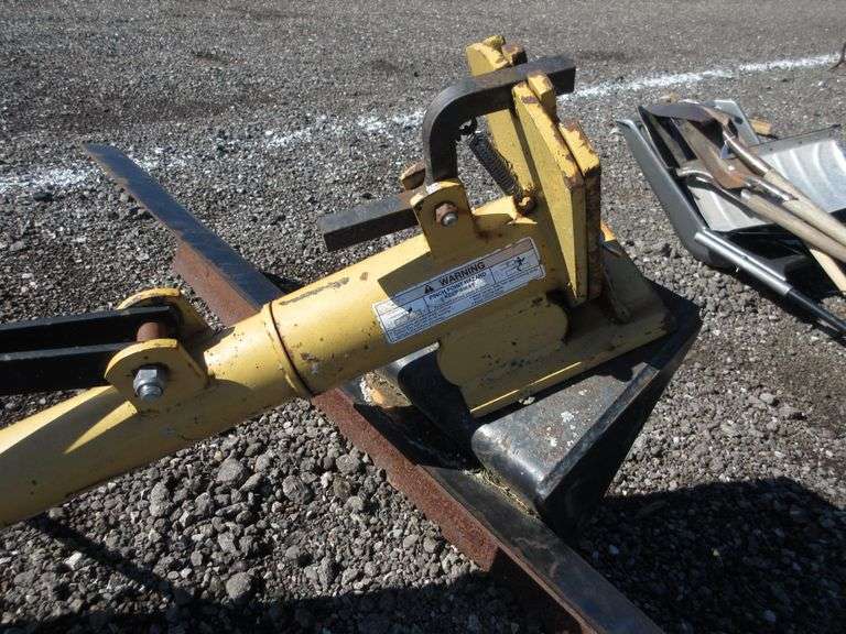 Three-Point Back Blade - Albrecht Auction Service