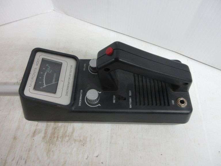 Micronta 4,001 Metal Detector - Albrecht Auction Service