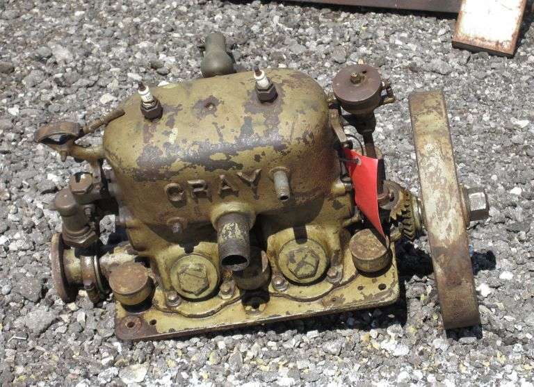 Gray Hit or Miss Engine - Albrecht Auction Service