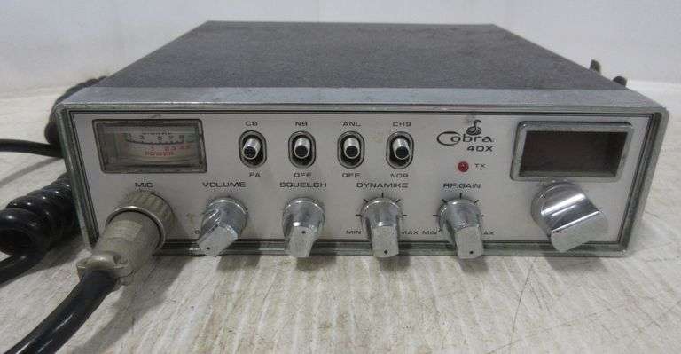 Cobra 40X CB Radio - Albrecht Auction Service