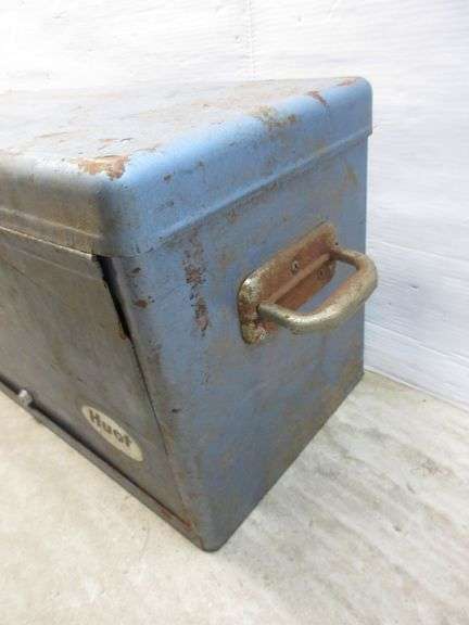 Huot Tool Box - Albrecht Auction Service