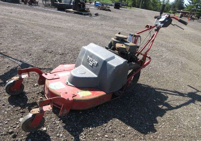 22" Tuff-Cut Self Propelled Mower - Albrecht Auction Service