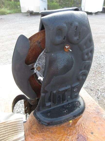 Deer Fleshing Table - Albrecht Auction Service