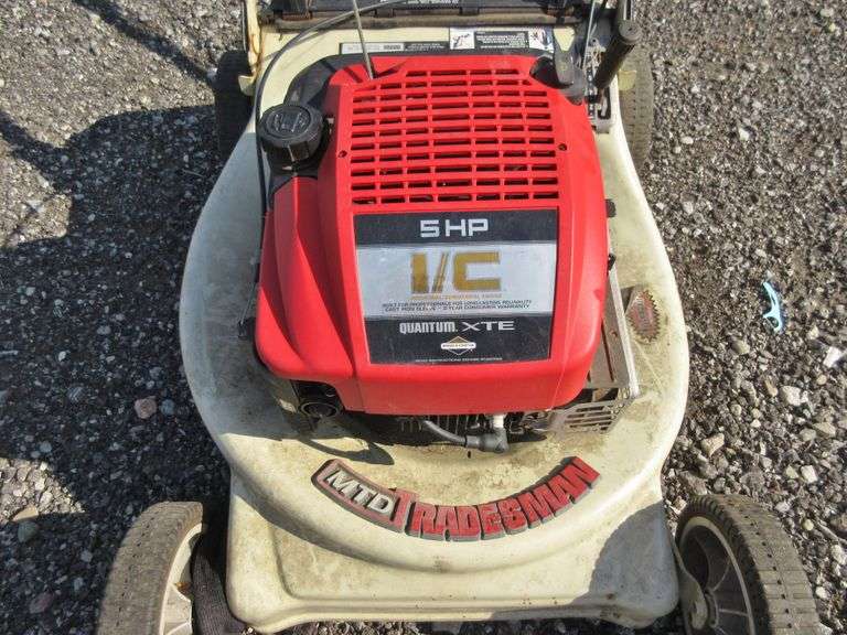 MTD Tradesman Push Mower - Albrecht Auction Service