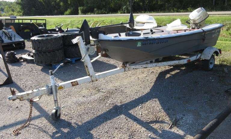 Bass Tender 10'6" Boat with Honda 8 HP Outboard, Minn Kota 55 Trolling ...